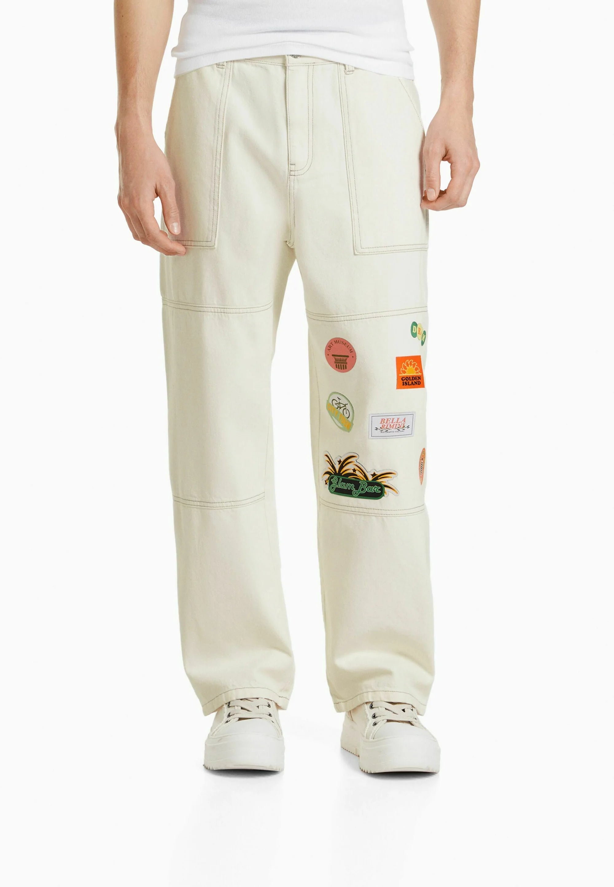 Bershka Carpenter Patches relaxed fit jeans – Garmisland