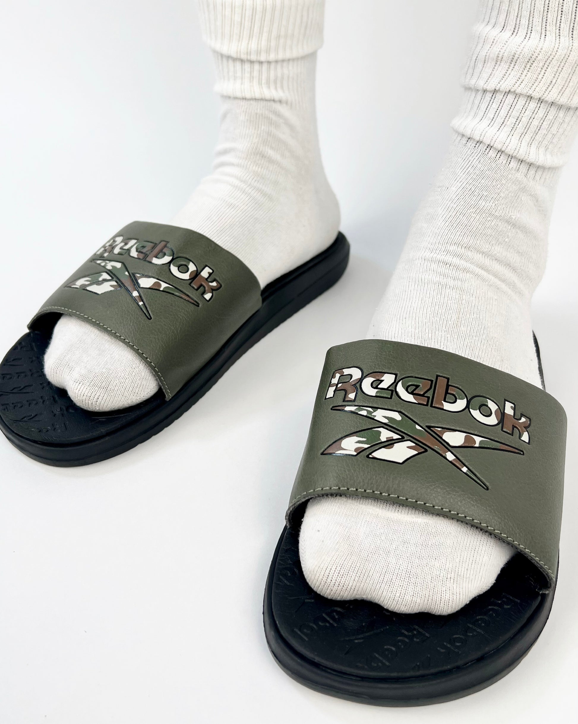Reebok Dual Density Slides in Camo – Garmisland