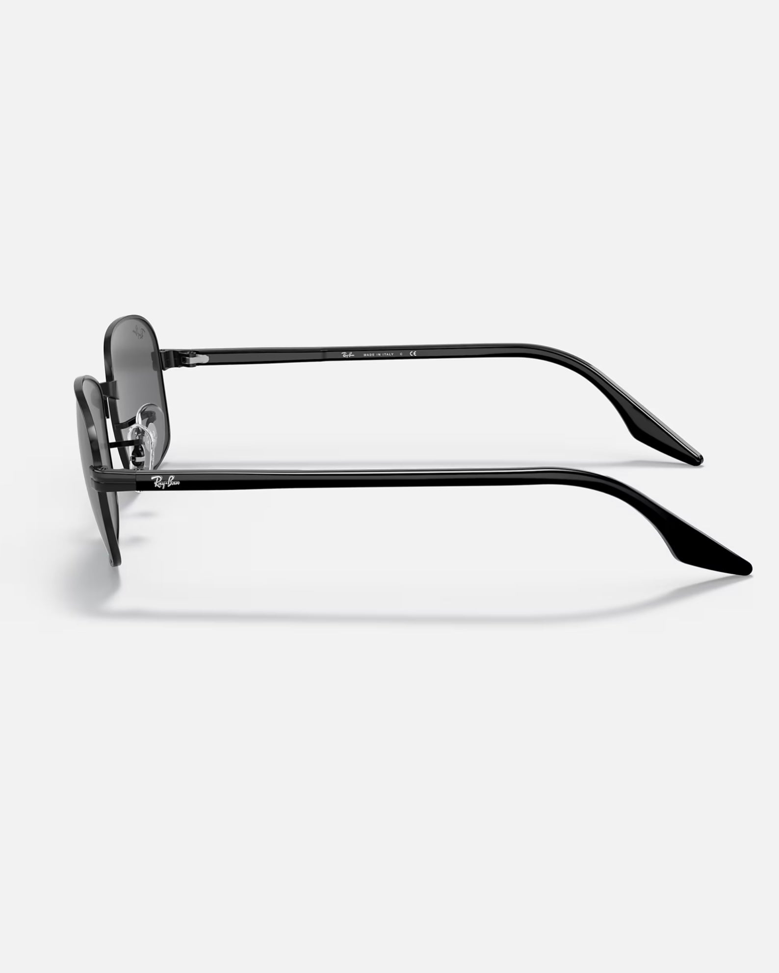 Ray Ban RB3690 Retro sunglasses in Polished Black – Garmisland