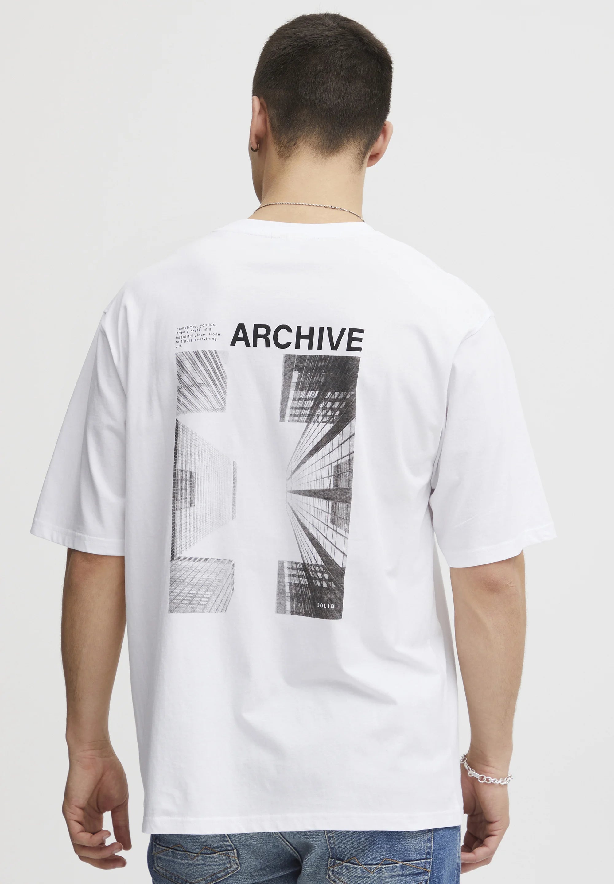 Solid Mono Elan T-shirt in white – Garmisland