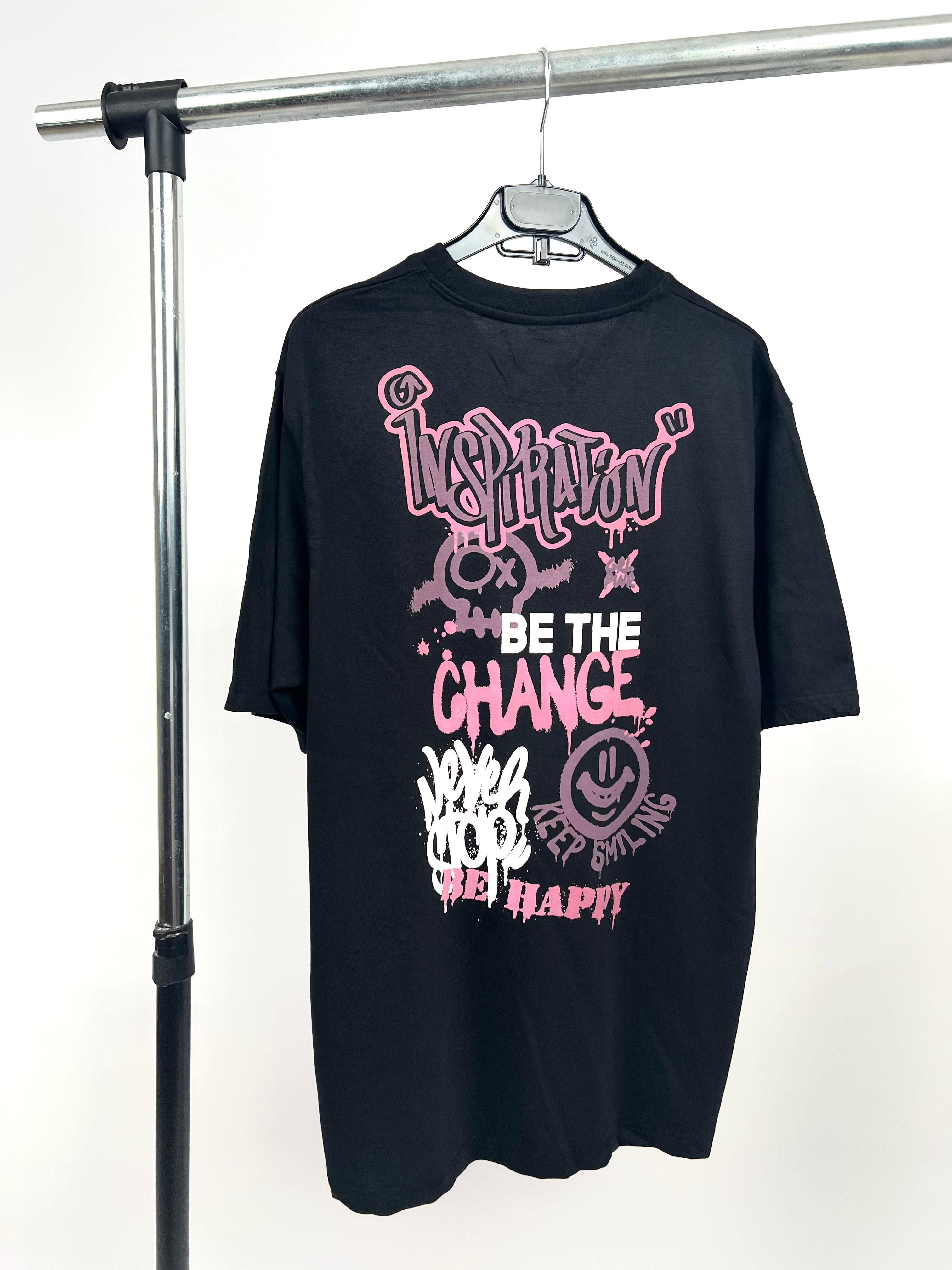 Dillinger Inspire Backprint Grafitti T-shirt in black – Garmisland