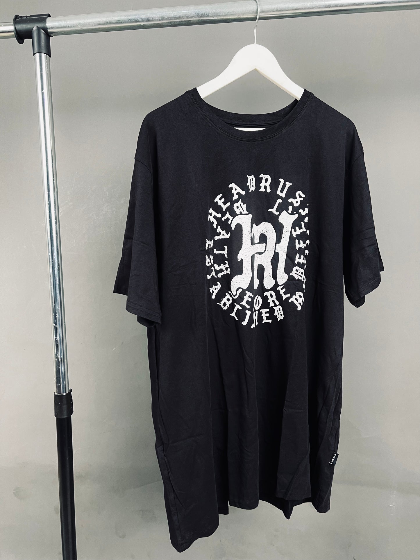 Headrush Confession T-shirt in black – Garmisland