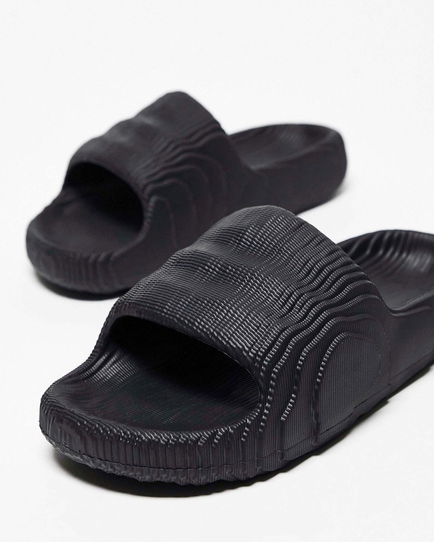 Tide Slides in Black – Garmisland