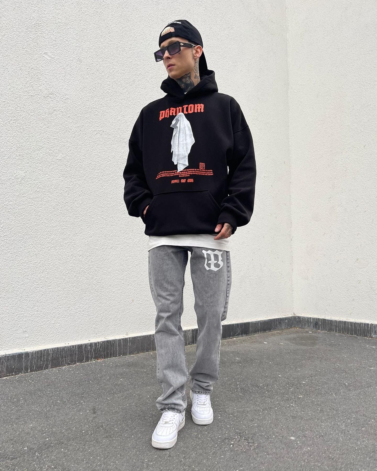 Phantom print hoodie in black – Garmisland