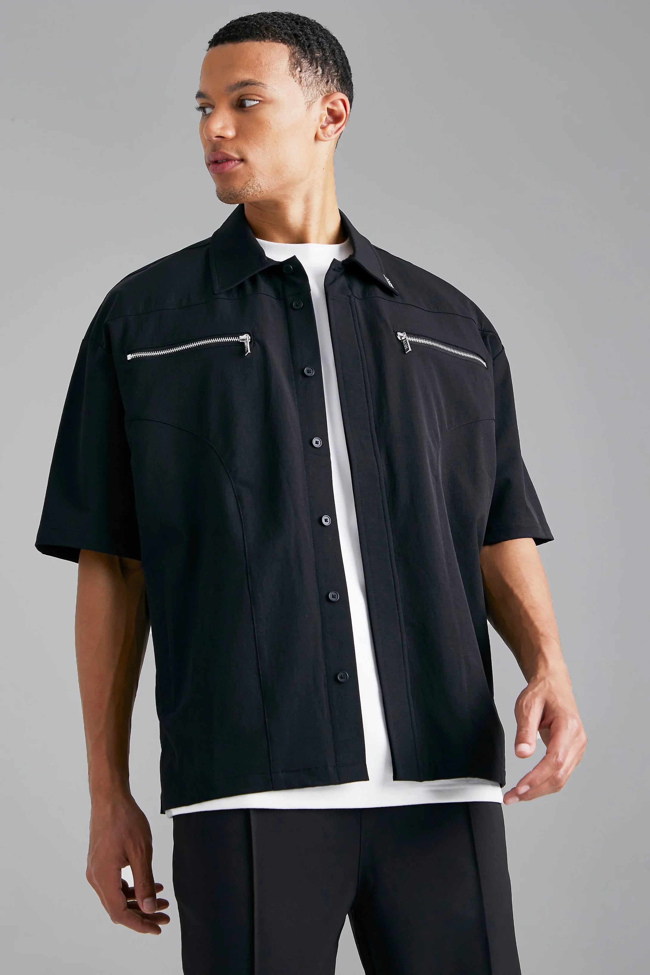 BOOHOOMAN TALL RELAXED ZIP DETAIL SHORT SLEEVE SHIRT – Garmisland