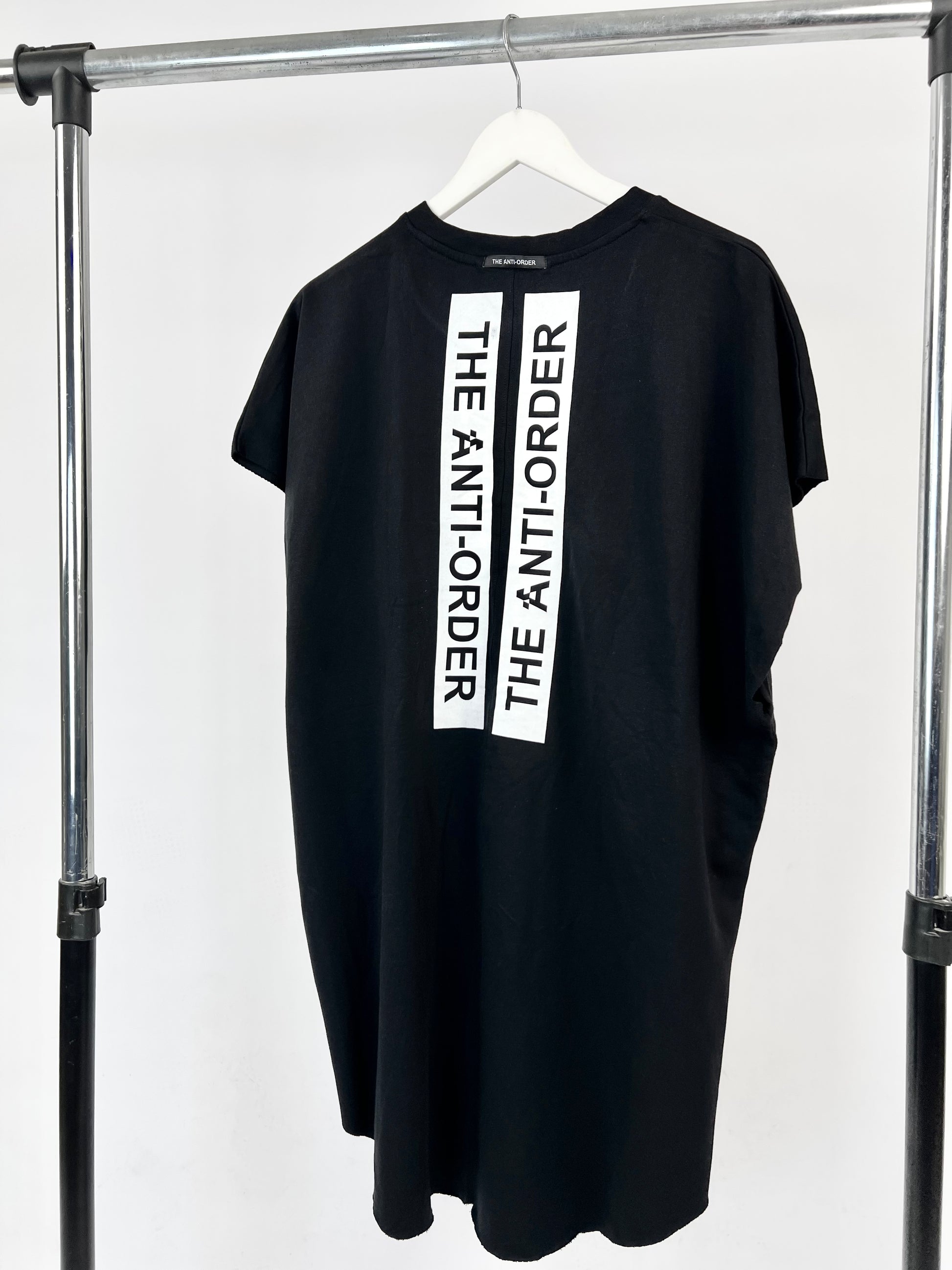 Anti Order Idols/Rivals Armless vest T-shirt – Garmisland