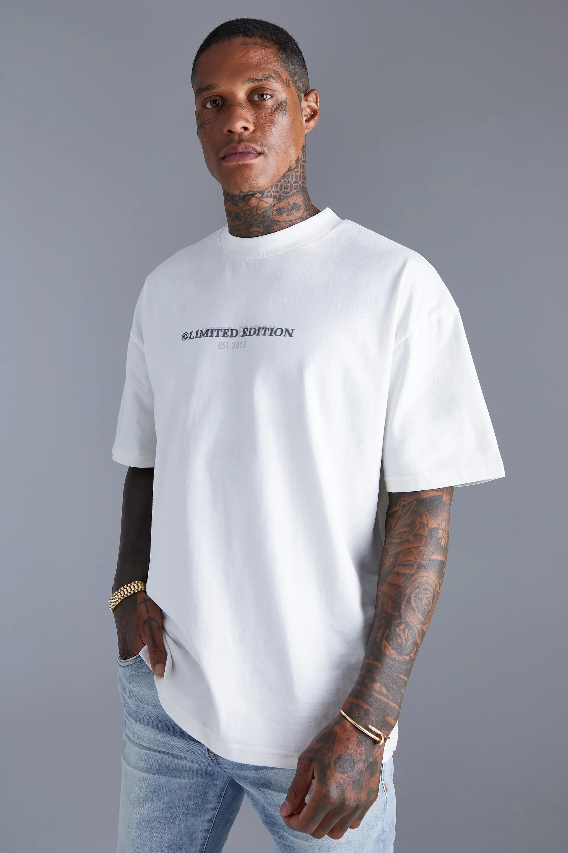 BOOHOOMAN OVERSIZED LIMITED HEAVYWEIGHT T-SHIRT IN ECRU – Garmisland