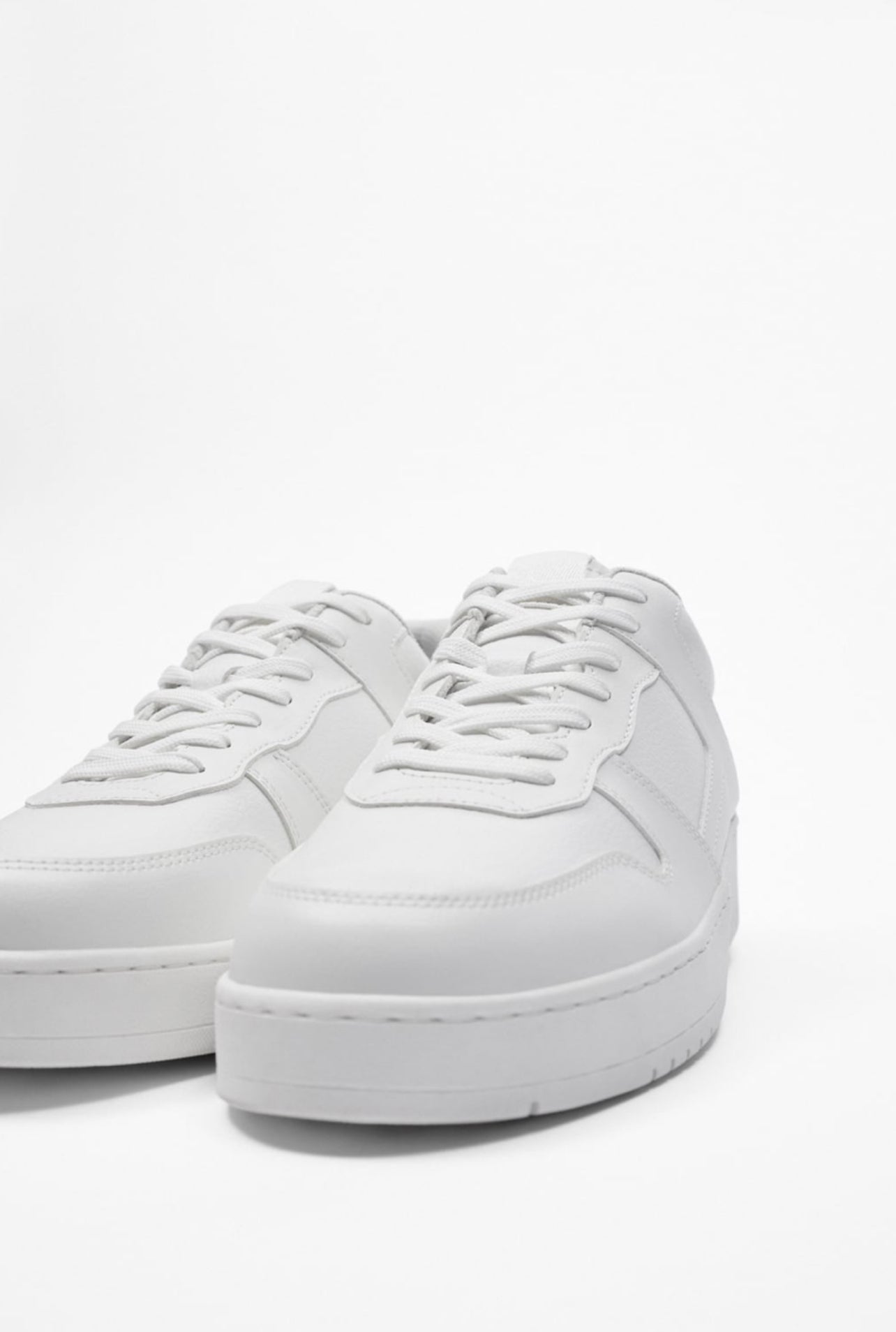 Zara Retro Monochrome Trainers – Garmisland