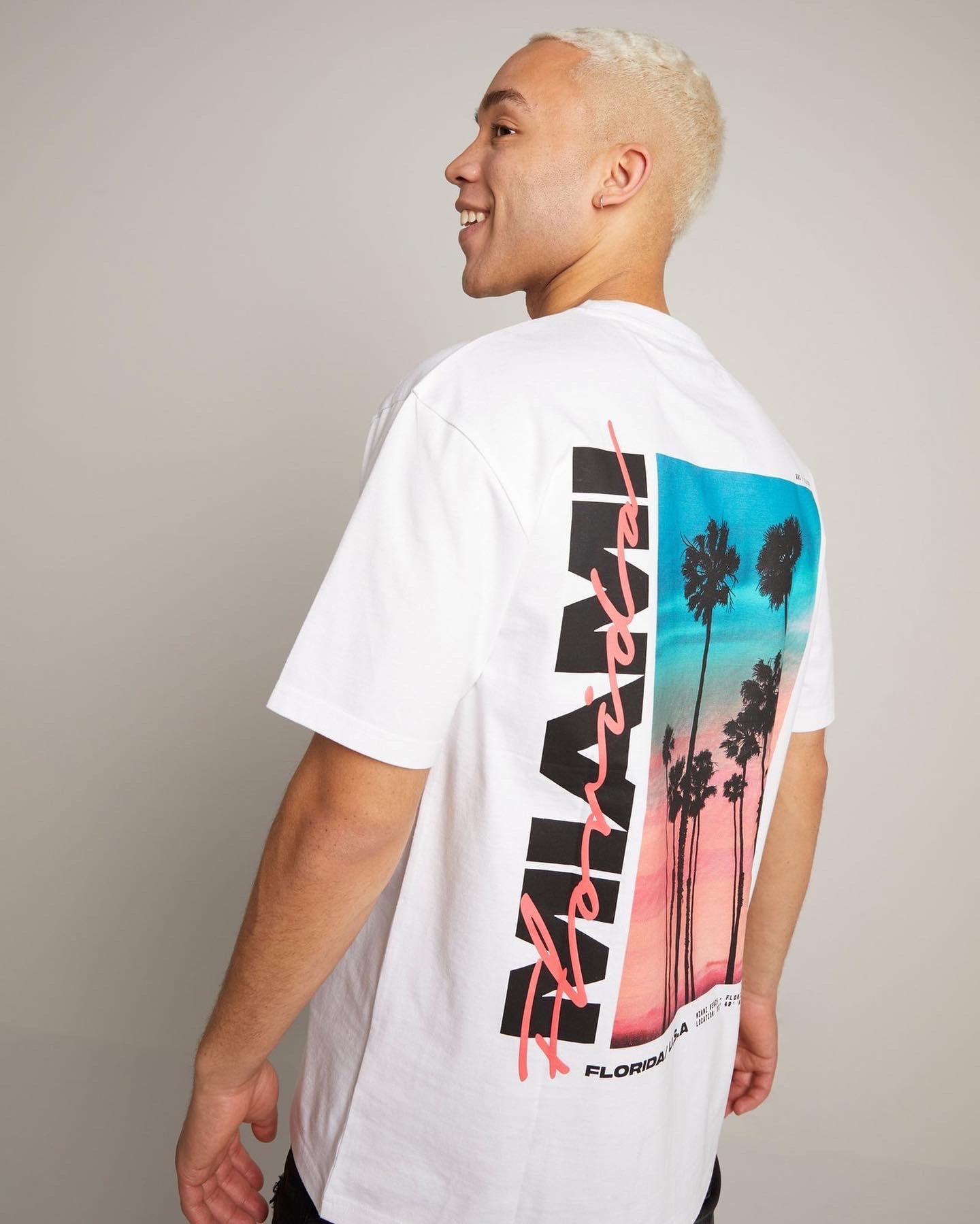FSBN Miami Florida Backprint T-shirt in white – Garmisland
