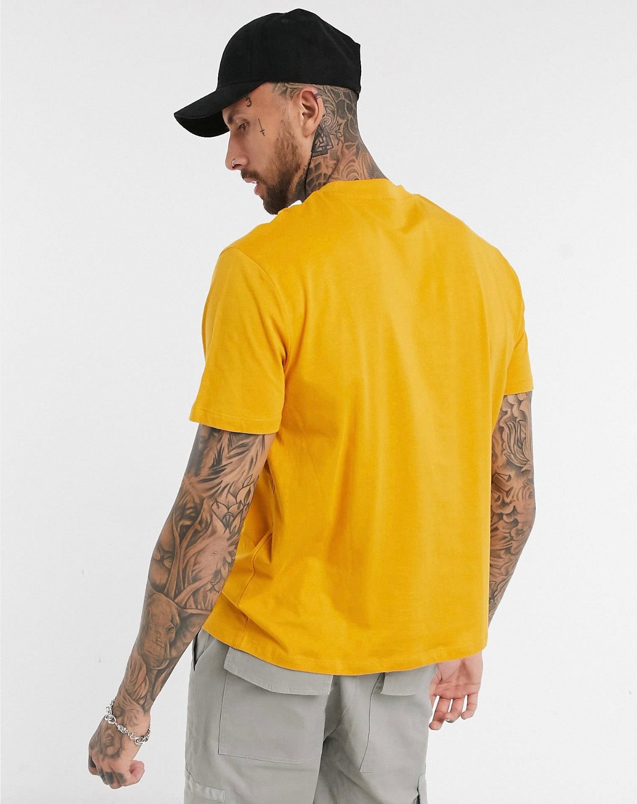 GRN CST Crew neck T-shirt in Mustard – Garmisland