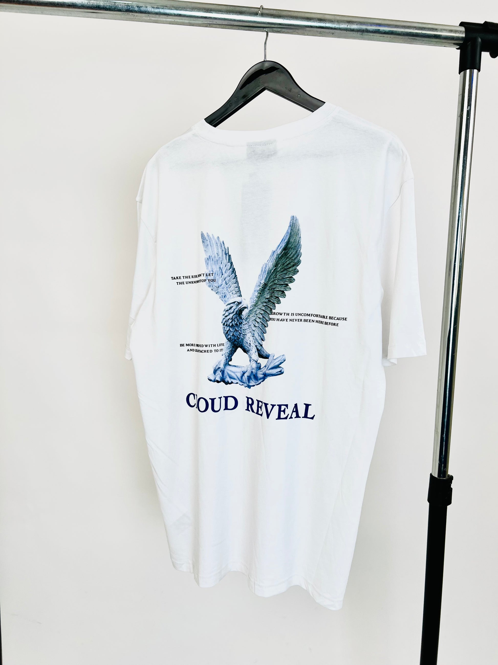 Smog Cloud Reveal Backprint T-shirt in White – Garmisland