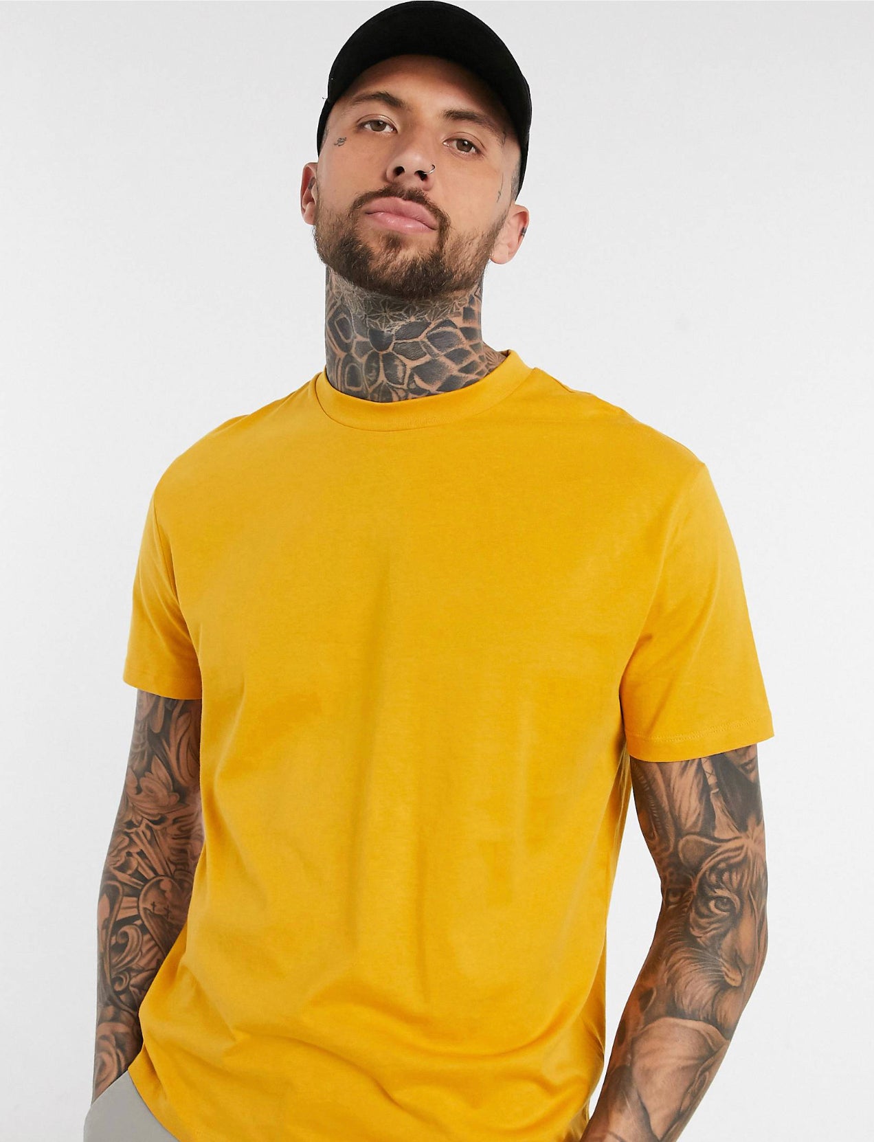 GRN CST Crew neck T-shirt in Mustard – Garmisland